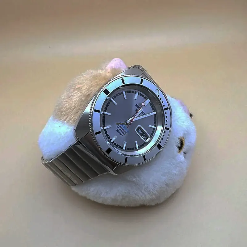 Seiko 5 Sports LIMITED EDITION Heritage Kamen Ride Silver-tone Watch ...